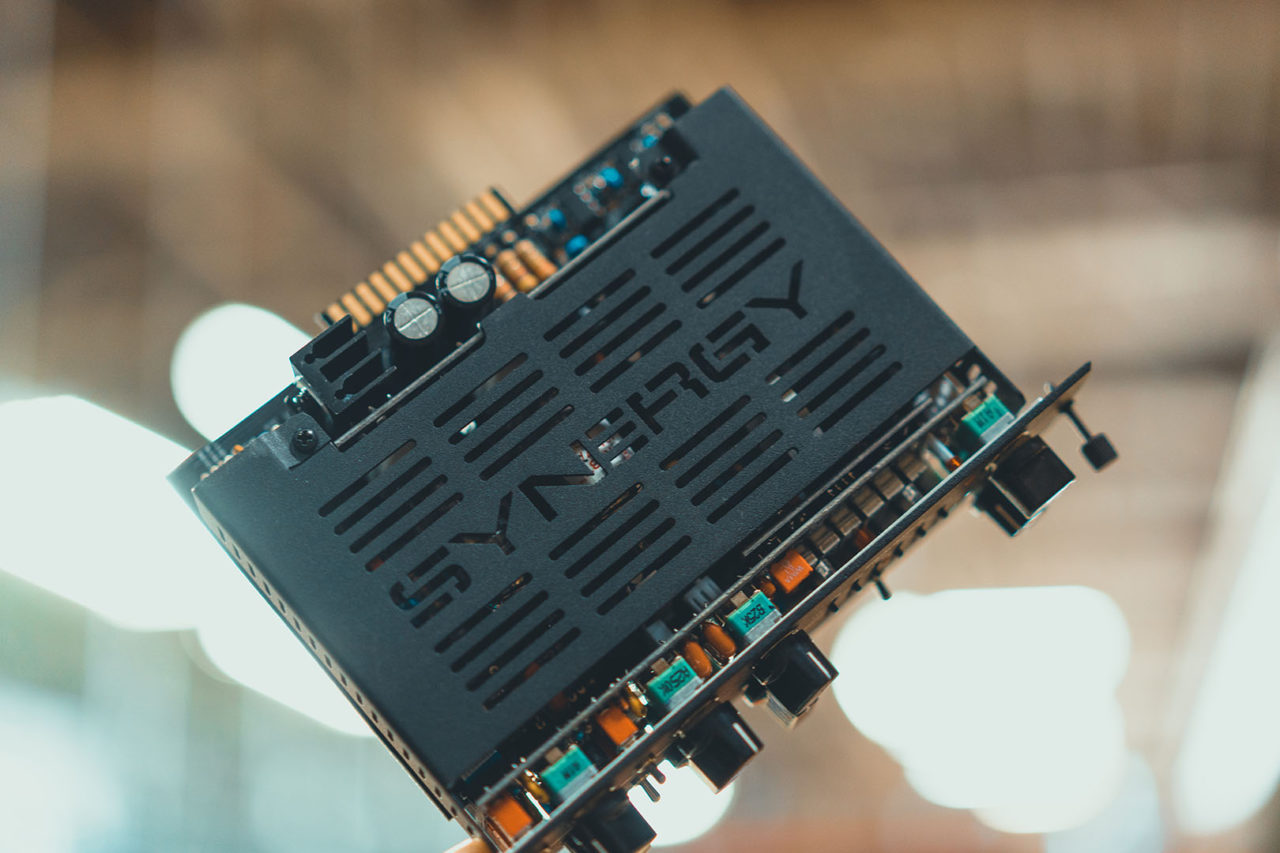 About - synergyamps.com